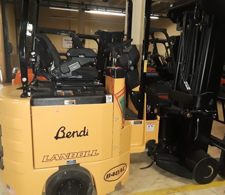 NEW 2018 Bendi Very Narrow Aisle Forklift B40-6/50-180D in Duncan, SC