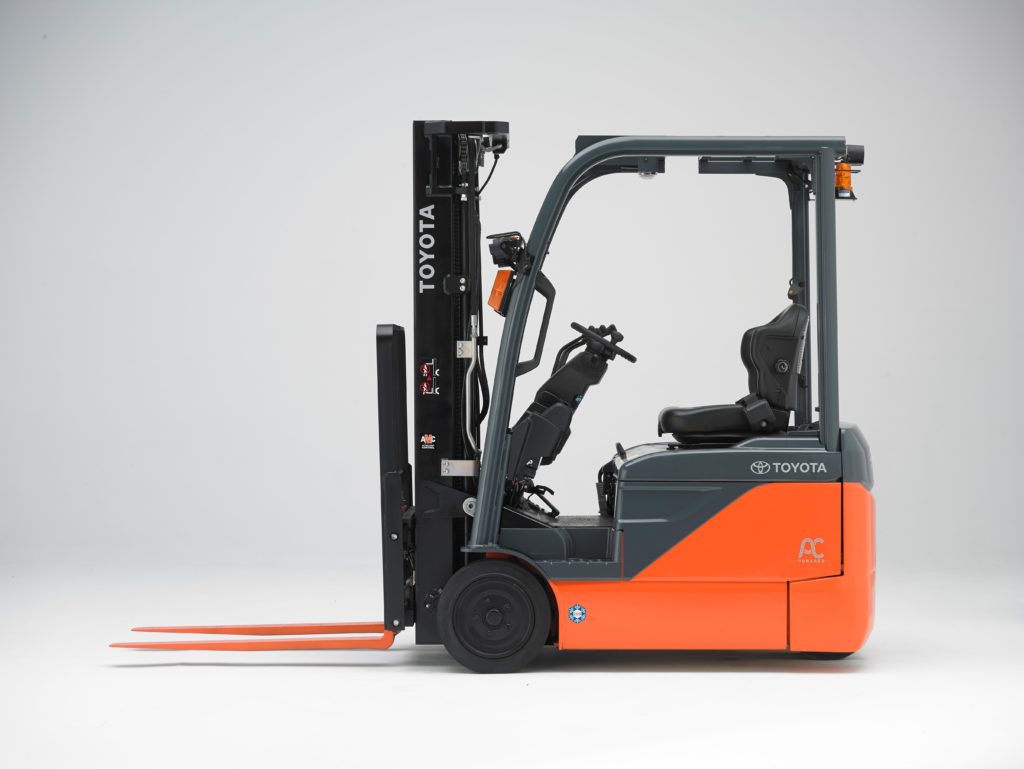 New 2018 Toyota 3-wheel Electric Forklift 8FBE20U in Duncan, SC